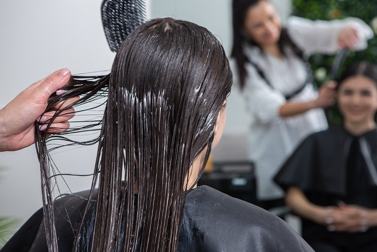 Ingin Rambut Mudah Diatur? Simak Manfaat Keratin untuk Rambut!